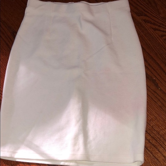 Forever 21 | Skirts | Form Fitting Skirt | Poshmark